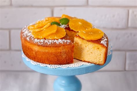Postres de temporada Prepara un esponjoso panqué de naranja y coco