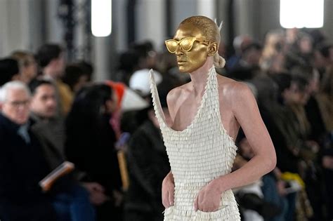 Weird Fashion Trends Dido Myriam