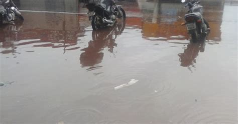 G1 Chuva forte alaga ruas e avenidas da Grande Cuiabá nesta quarta