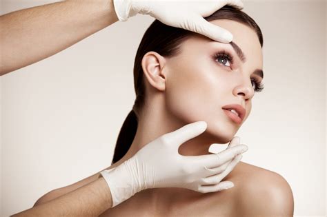 Es hora de realizar un diagnóstico facial Clinica Dr Carvajal