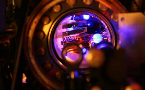 Zeitmessung Mit Atomuhren Scinexx De