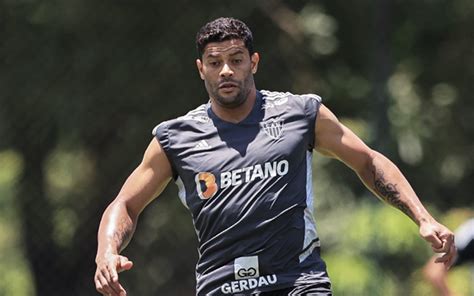 Hulk é dúvida mas deve reforçar Atlético MG contra o Flamengo Coluna
