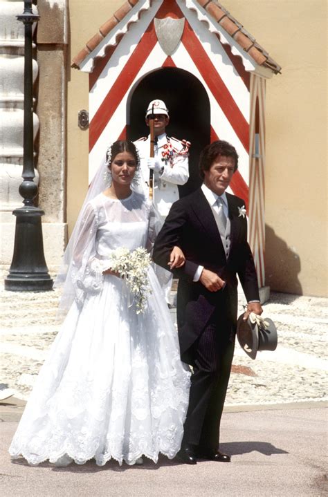 45 años de la boda de Carolina de Mónaco de Dior como su madre y