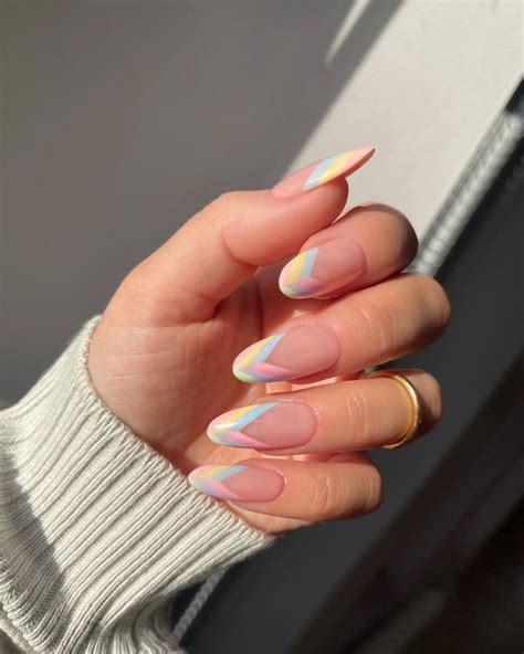 Las 7 ideas más elegantes y minimalistas para llevar las uñas