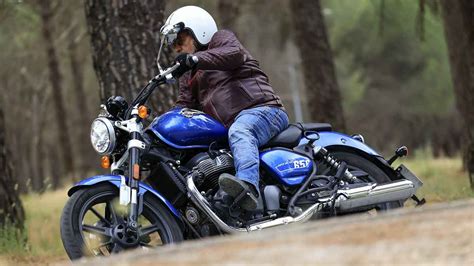 Fotos de las 13 motos custom para el carnet A2 más baratas de cada marca