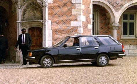 IMCDb org 1979 Renault 18 Break TS Série 1 X34 in Le professionnel