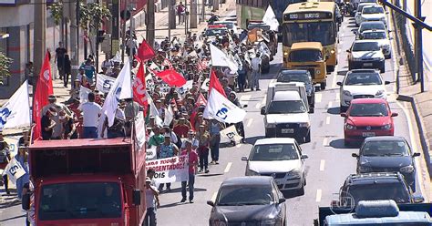 G1 Servidores Municipais Em Greve Voltam A Protestar Nas Ruas De BH