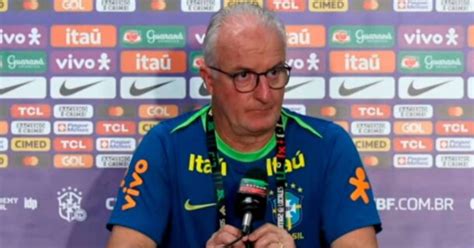 Dorival Junior faz mistério sobre escalação da Seleção Brasileira
