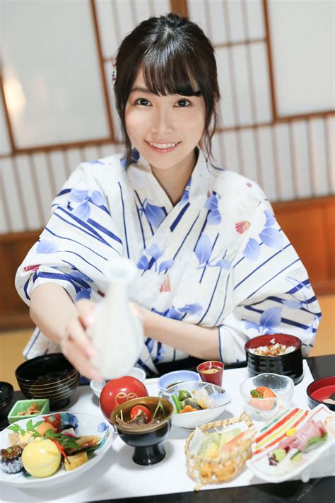 Photobook Asuna Kawai 河合あすな PRESTIGE POSE MESSAGE 01 2020 10 30