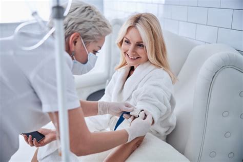 IV Bolus Vs IV Push Quick Hydration Explained