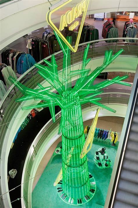 Pierre Cardins Bubble Palace Near Cannes Goes On Sale Galeries