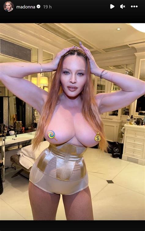 Madonna Pose Seins Nus Sur Instagram Et La Toile S Affole