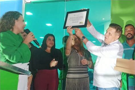 Prefeita Cordélia Torres inaugura o moderno Centro de Especialidades em