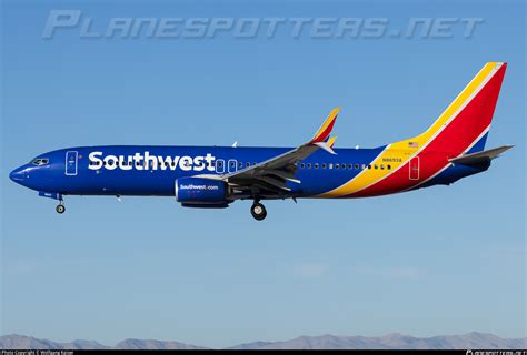 N8693A Southwest Airlines Boeing 737 8H4 WL Photo By Wolfgang Kaiser