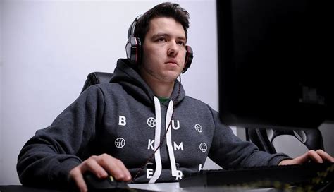Illuminar Gaming powraca na scenę CS GO W ich barwach zagra ex x kom