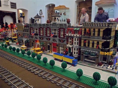 Expozitie De Lego La Muzeul Etnografic Cluj Foto Tiri De Cluj