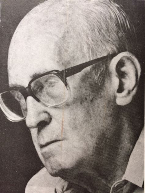 Coleção Drummond Bandeira Amar se aprende amando Carlos Drummond