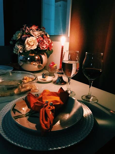 Jantar romântico a luz de velas