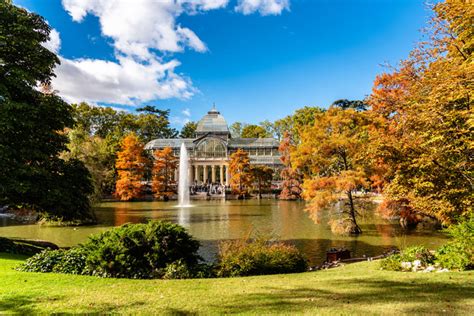 El Retiro Park In Madrid Best Attractions Itineraries And Tips