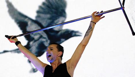 El universo de Depeche Mode se condensa en Barcelona ante más de 20 000