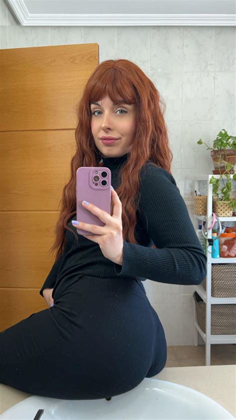 Are You Into Curvy Moms R Redheadbeauties