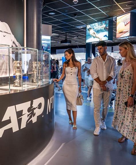 El plan de Marco Asensio y Sandra Garal con Rafa Nadal cuatro días