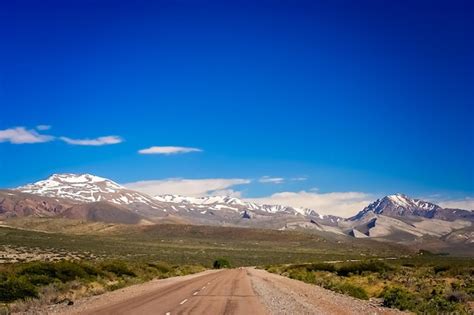 Ruta quarenta camino a través de argentina Foto Premium