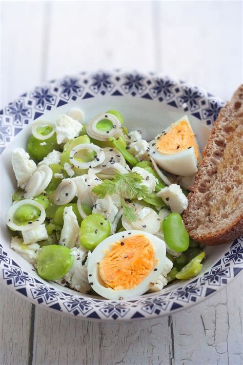 Salade de fèves au chèvre frais et oeufs La Meuhh