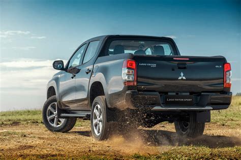 L Triton Sport Na Rally Motors Mitsubishi