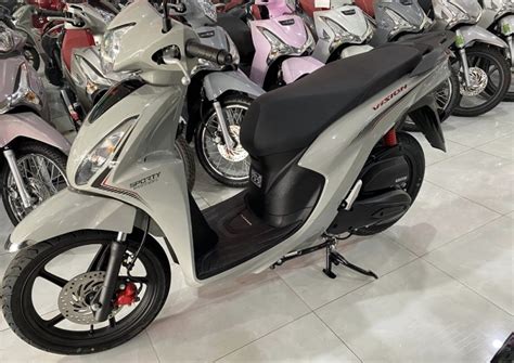 Tin xe máy hot 4 10 Vua côn tay 200cc giá 56 triệu đồng ra mắt lấn