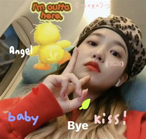 Cr To Hitomimai On Tumblr Baby Kiss Red Velvet Baby Angel