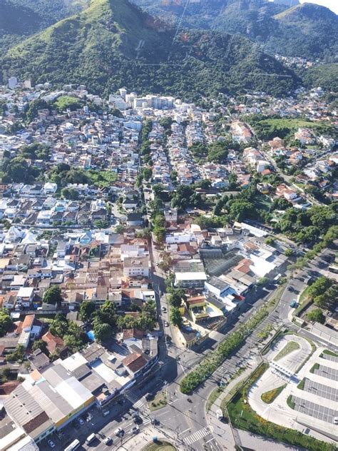 A violência no caminho no Rio o medo de quem vive na rua onde houve