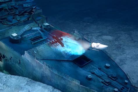 Submarino que levava turistas para ver destroços do Titanic desaparece