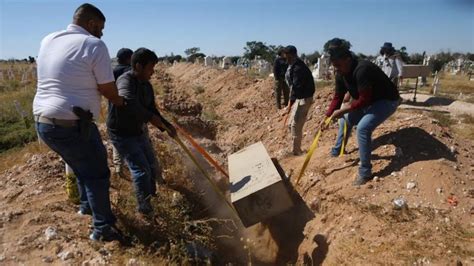 Con signos de tortura y posibles impactos de bala hallan 12 cadáveres