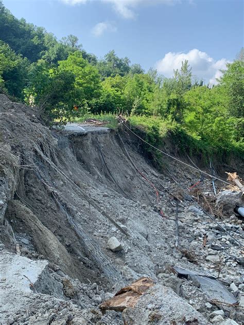 Monterenzio Diviso In Due Dalla Frana Quando Riapre La Via Idice