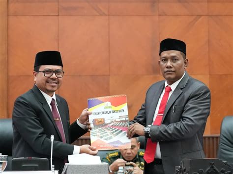 Pemerintah Aceh Sampaikan Nota Keuangan Dan Rancangan Qanun Aceh