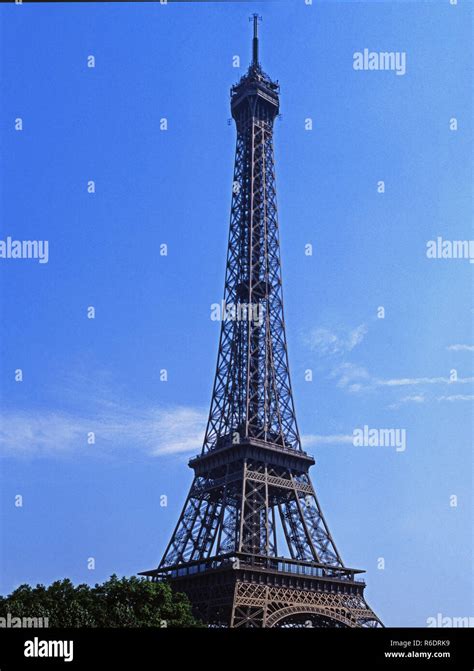 Francia Paris La Torre Eiffel Cuando se terminó de construir en 1889