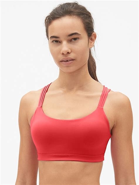 Gapfit Eclipse Medium Support Strappy Sports Bra Gap