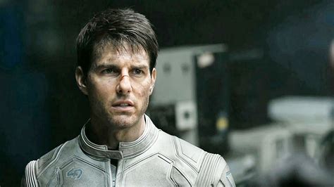 Oblivion Retro Review Is Tom Cruise S Sci Fi Film Underrated What