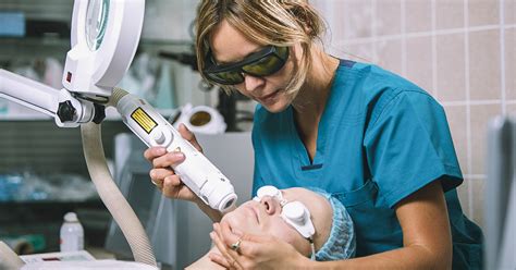 Traitement au laser pour les cicatrices le coût l efficacité le
