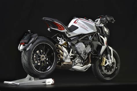 MV Agusta Brutale 800 Dragster Unveiled Autoevolution