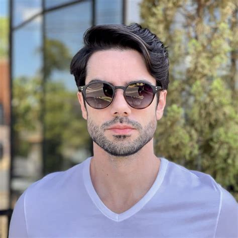 Óculos de Sol Masculino Redondo Preto Tartaruga Levi Safine