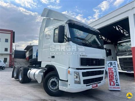 Caminhao Volvo FH12 380 usado à venda