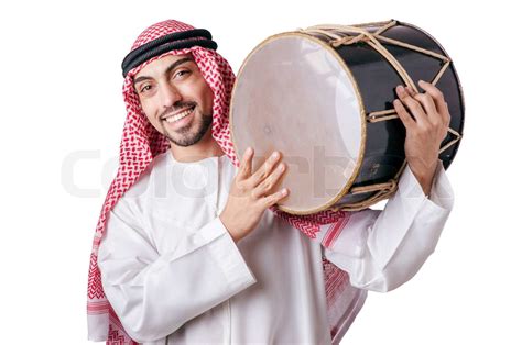 Arabiske mand spiller tromme isoleret på hvidt Stock foto Colourbox