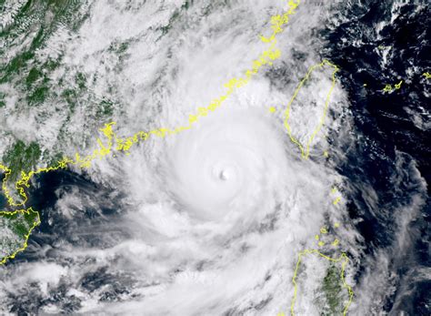 Cronaca Meteo Il Super Tifone Saola Si Avvicina Alla Cina Possibile