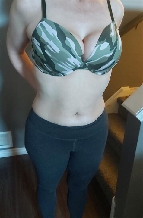 Tw Pornstars Goddess Tiffany Onlyfans Twitter Vote For Me In