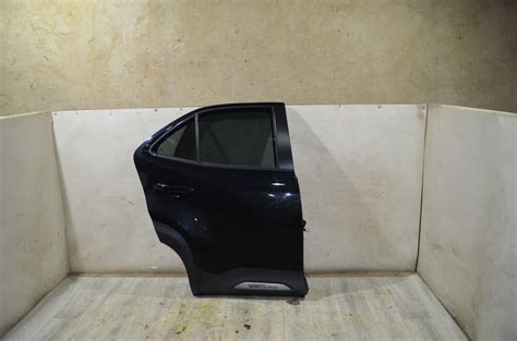 Toyota Yaris Cross Drzwi Prawy Tyl Kompletne Za Z Z Gliwice