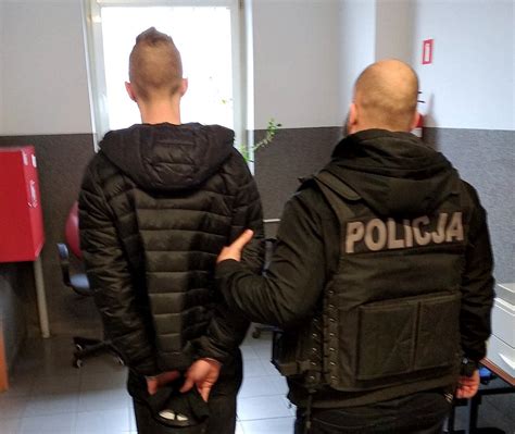 Sprawcy Oszustwa Na Policjanta Zatrzymani Przez Bydgoskich