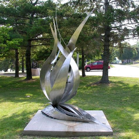 Lotus Flower Garden Sculpture Garden Design Ideas