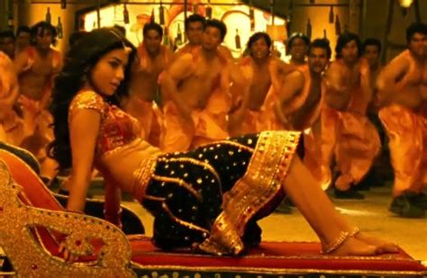 Naked Shriya Saran In Zila Ghaziabad